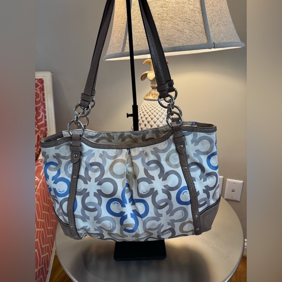 Coach | Bags | Coach Alexandra Chain Link Clover Signature C Shoulder ...